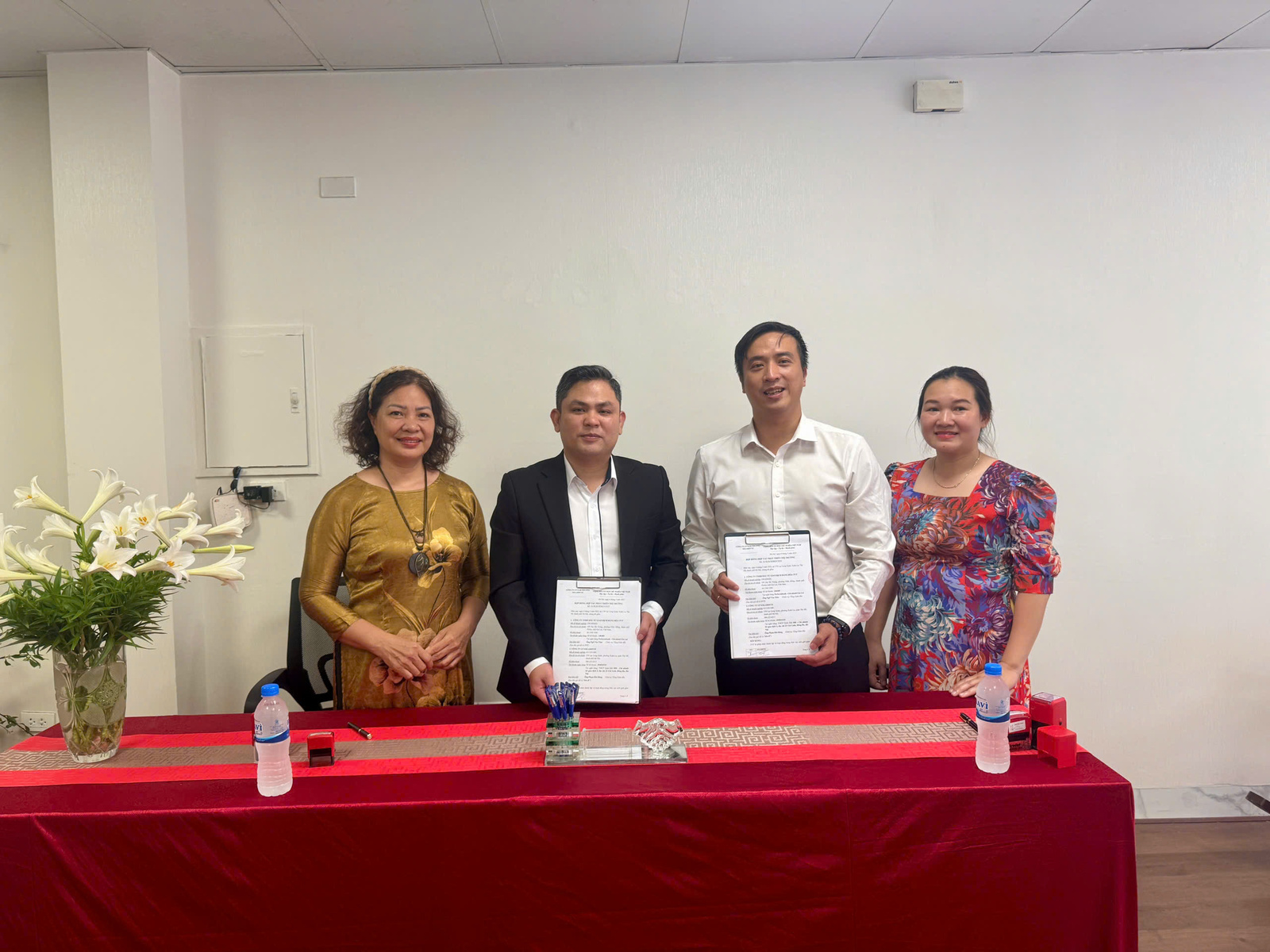 LỄ KÝ KẾT HỢP TÁC TOÀN DIỆN GIỮA TVT VÀ NAM PHƯƠNG SOLARBYTE: CỘT MỐC CHIẾN LƯỢC TRONG PHÁT ...